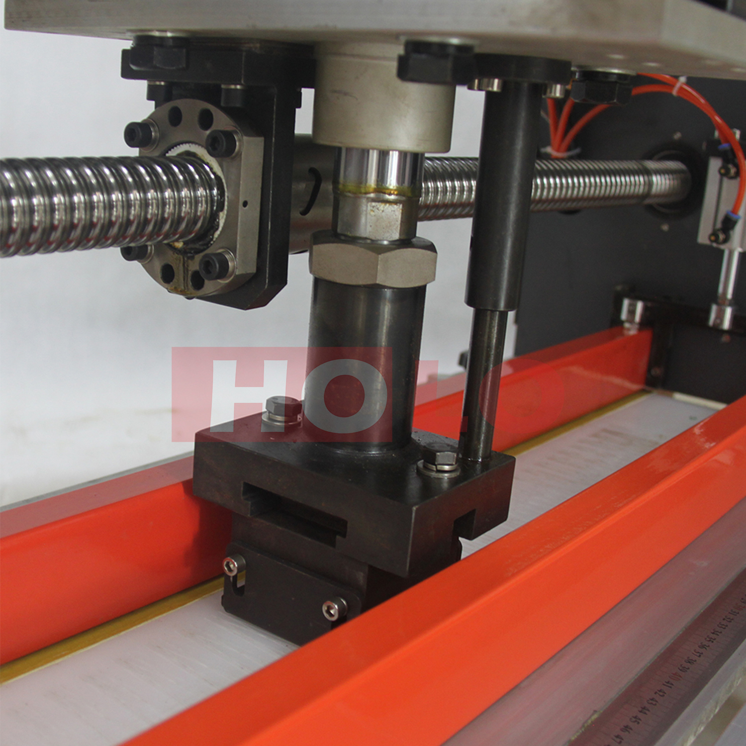 TB Automatic PVC PU PVK Conveyor Belt Finger Punching Cutting Machine ...